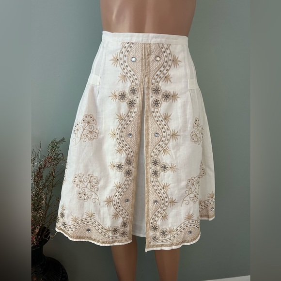 Anne Carson | Skirts | Anne Carson Linen Skirt Embroidered Beaded ...